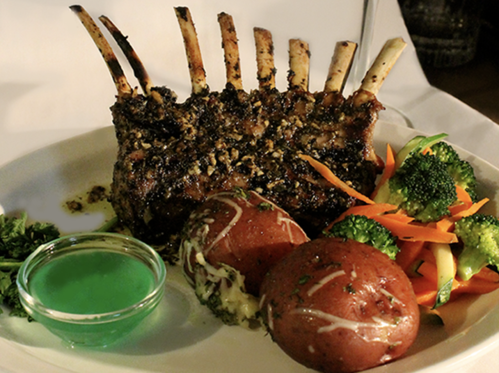 12 Best Cambria Restaurants: Local Favorites and Hidden Gems